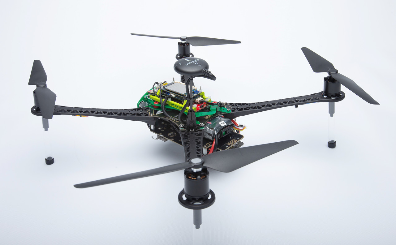 [AI 이슈] 퀄컴, 세계 최초 5G·인공지능 드론 플랫폼으로 자율 드론 시대 열었다