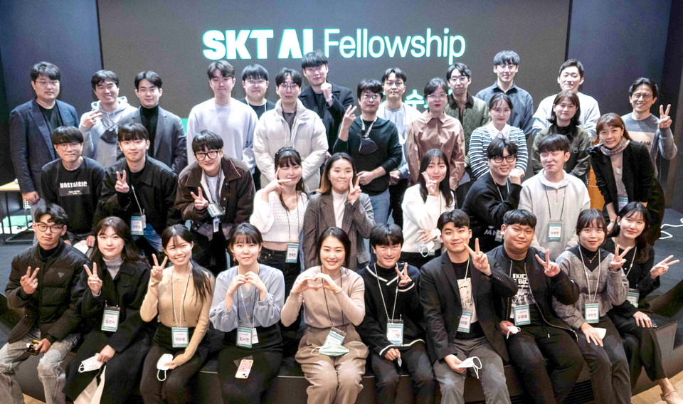 미래 AI 인재 멘토링 ‘SKT AI 펠로우십’ 성료...12개 팀 33명 참여 5개월간 수행