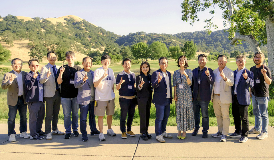 SKT, 국내 11개 기업과 美 실리콘밸리서 K-AI 동맹 확대·강화 선언