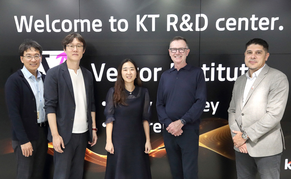 KT, 캐나다 벡터 연구소와 초거대 AI ‘믿음’ 등 AI 기술 고도화...글로벌 인공지능 R&D 역량 강화!