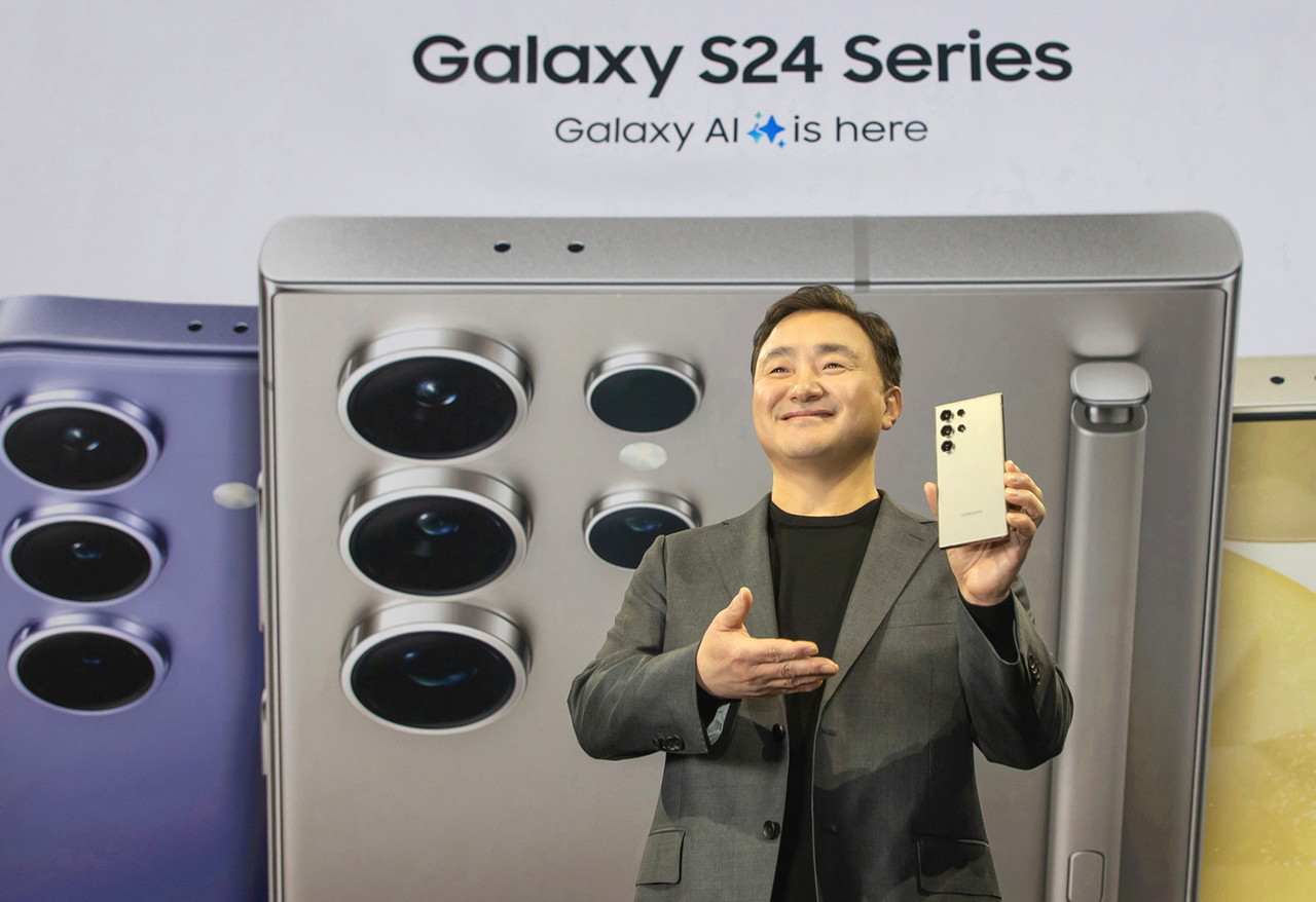 온디바이스 AI 시대 열었다!...삼성전자, '갤럭시 S24' 시리즈 공개 "세상과 소통하는 AI폰의 시작"