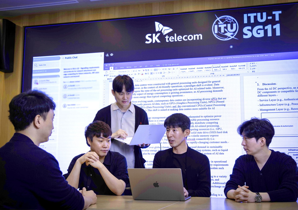 SKT, 'AI 데이터센터' 글로벌 기술 표준화 이끈다...AI DC 표준 제안, 'ITU-T' 신규 과제로 승인