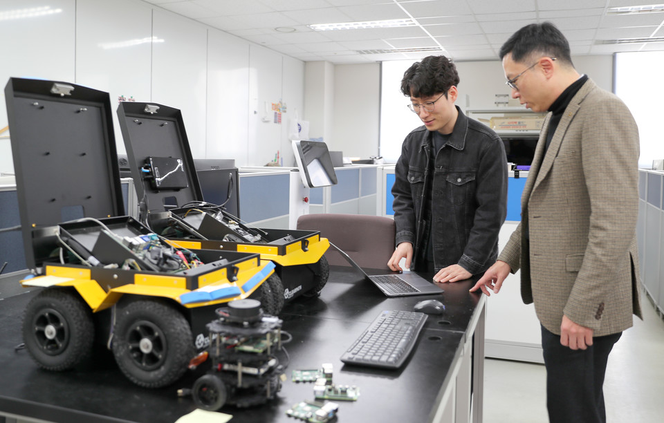 로봇을 더 똑똑하고 더 정확하게dgist 박경준 교수팀 Ros 2 기술로 실시간 로봇 통신 혁신 시대 연다