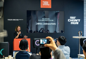 JBL,독점적인 'AI 사운드 부스트' 적용된 JBL 프로 사운드로 더욱 풍부하고 선명한 사운드 성능 선사